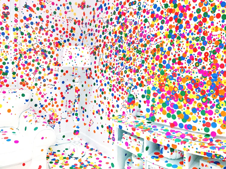Yayoi Kusama's Obliteration Room — Amy Chen
