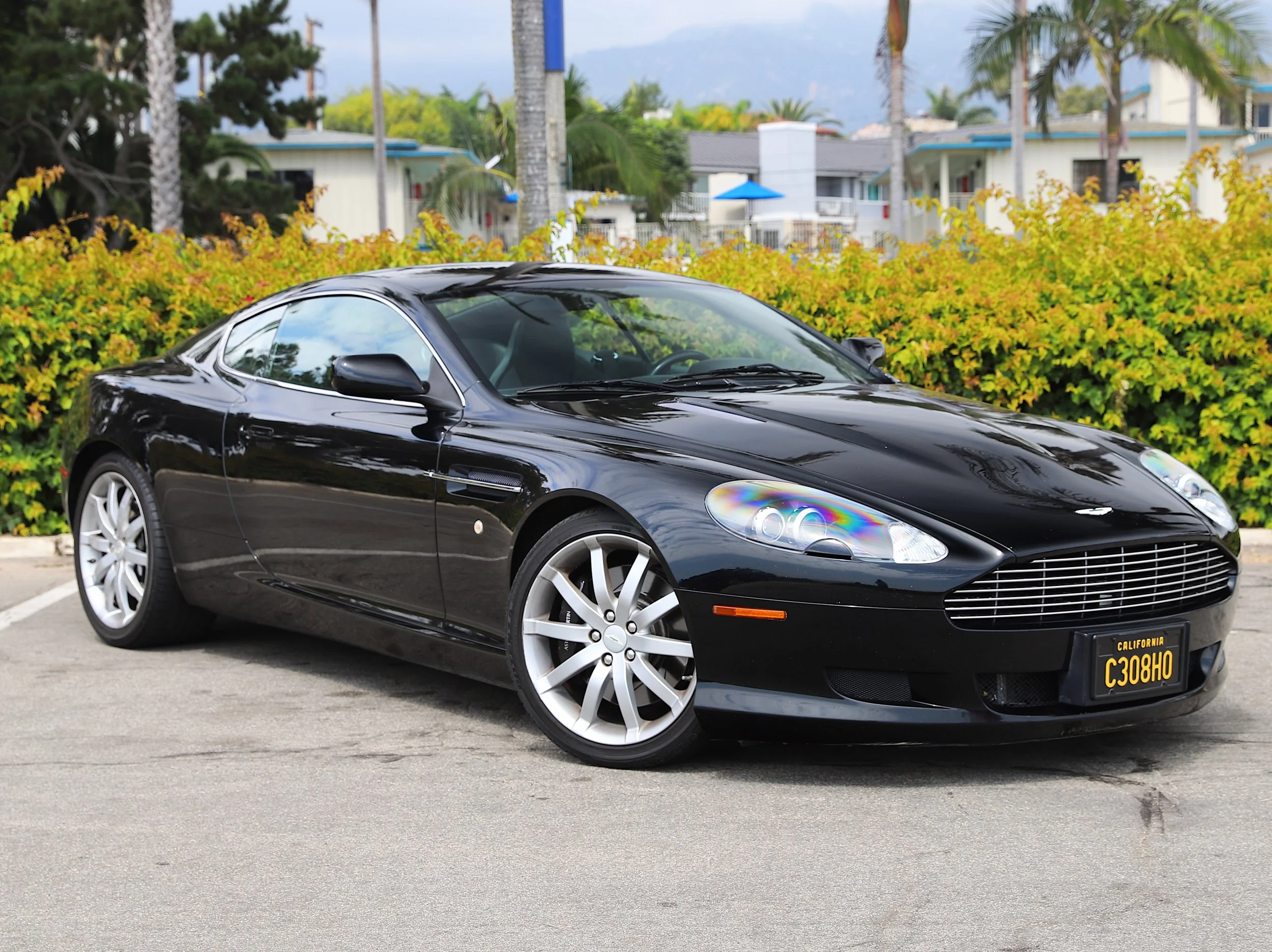 Aston Martin Db9 Black Wallpaper