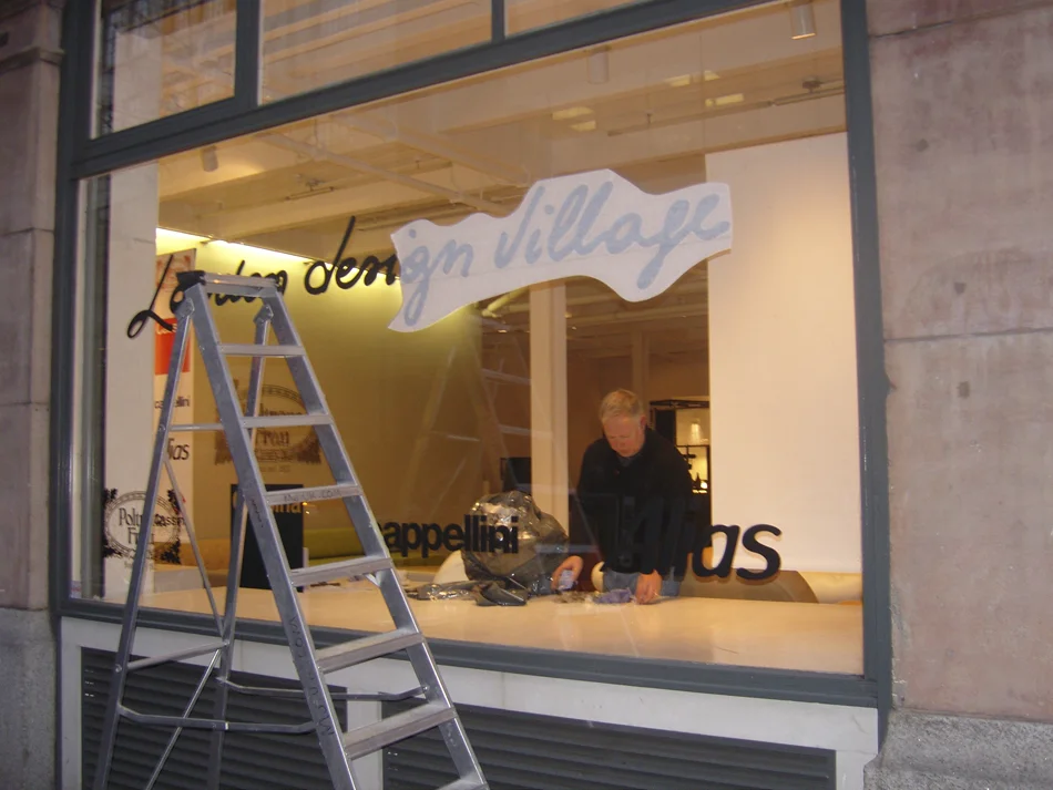 Indoor & Outdoor Advertising Installations — London Display Graphics