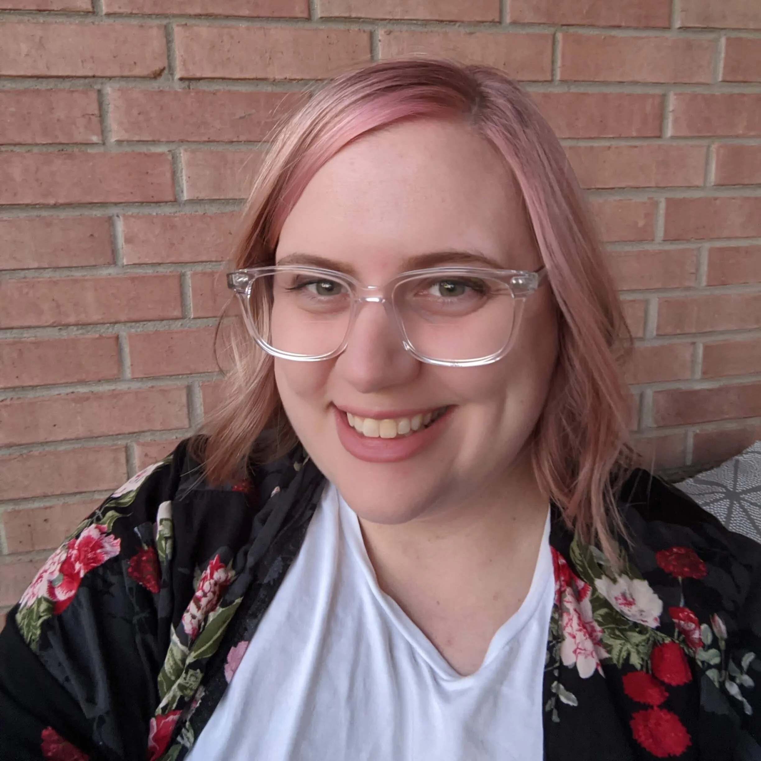 About — Hello Sara! Design