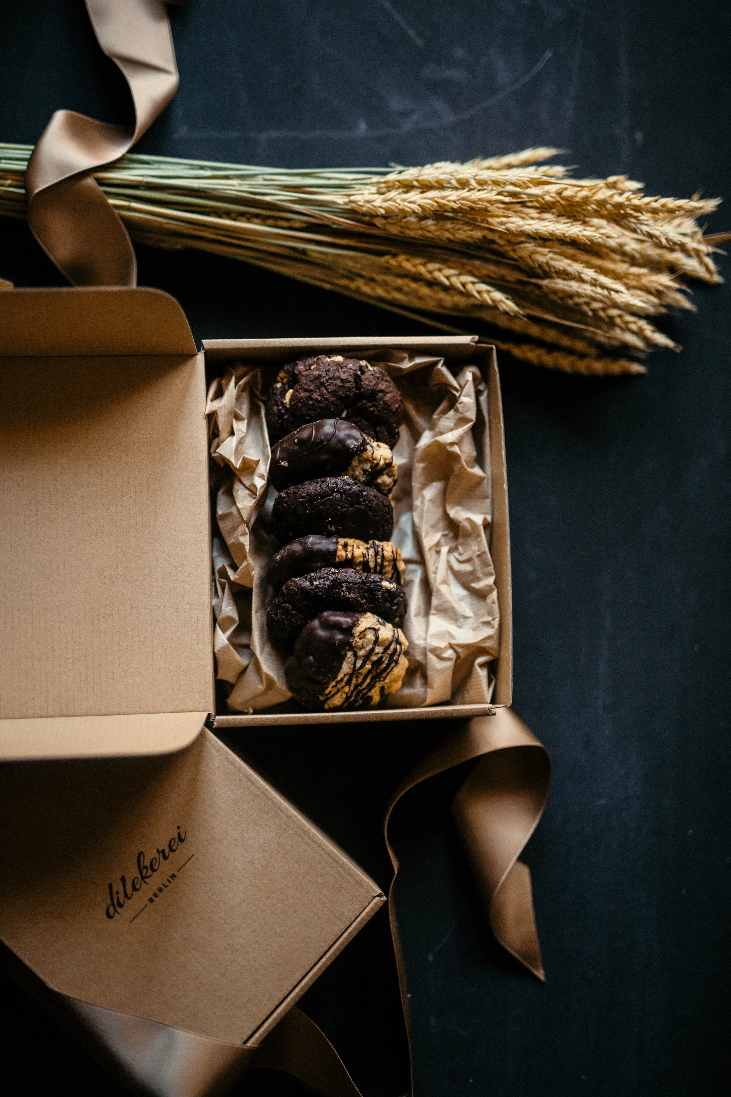 Box of 6 Home Made Cookies — dilekerei