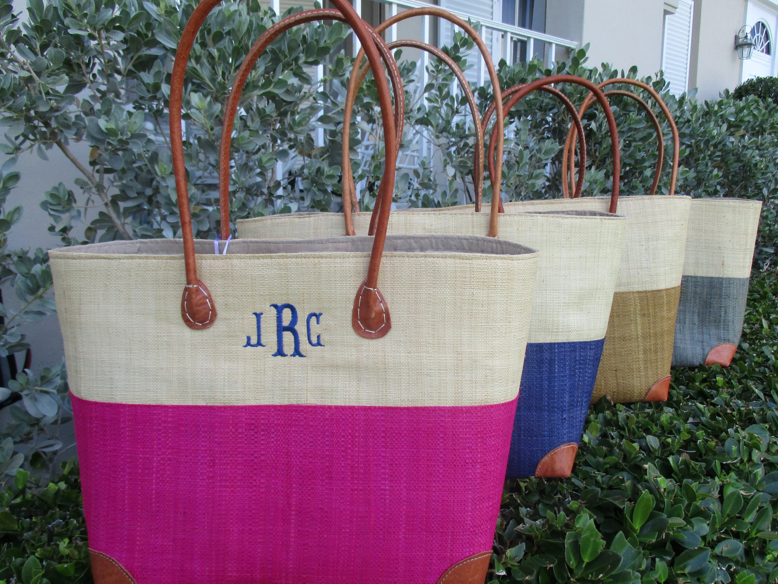 WOMEN — MOSTLY MONOGRAMS