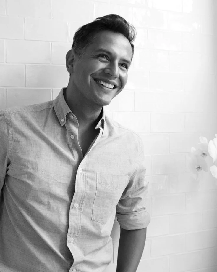 Adrian Valencia Illustrator