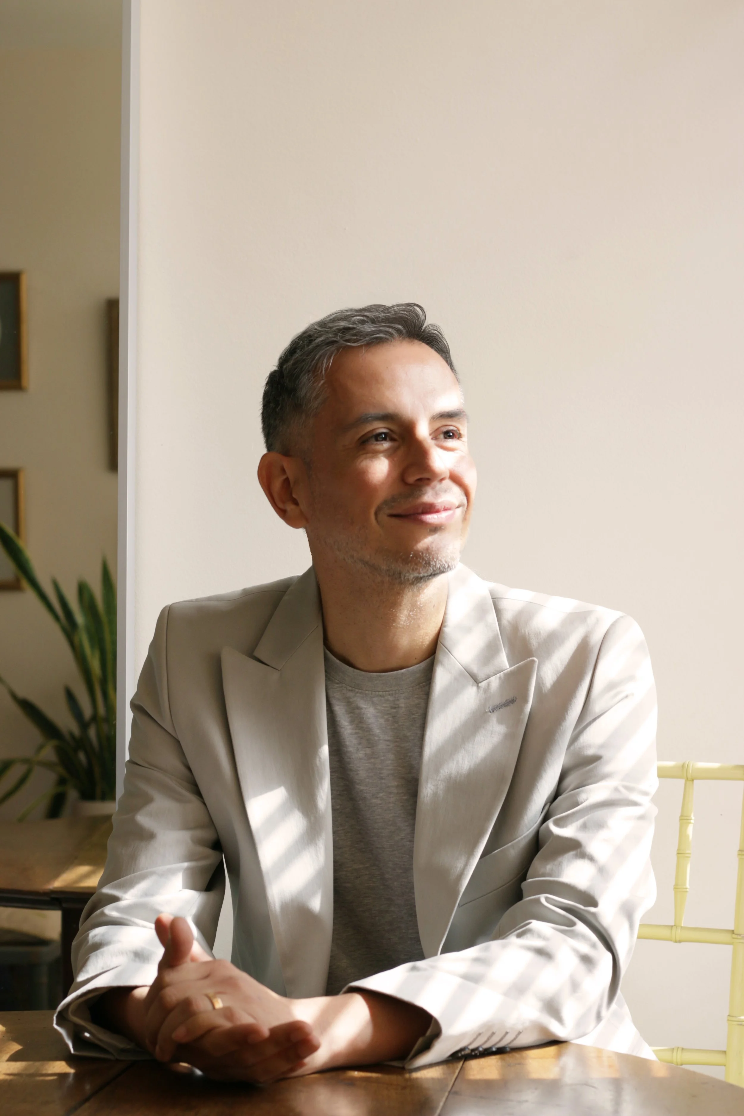 About — Adrian Valencia