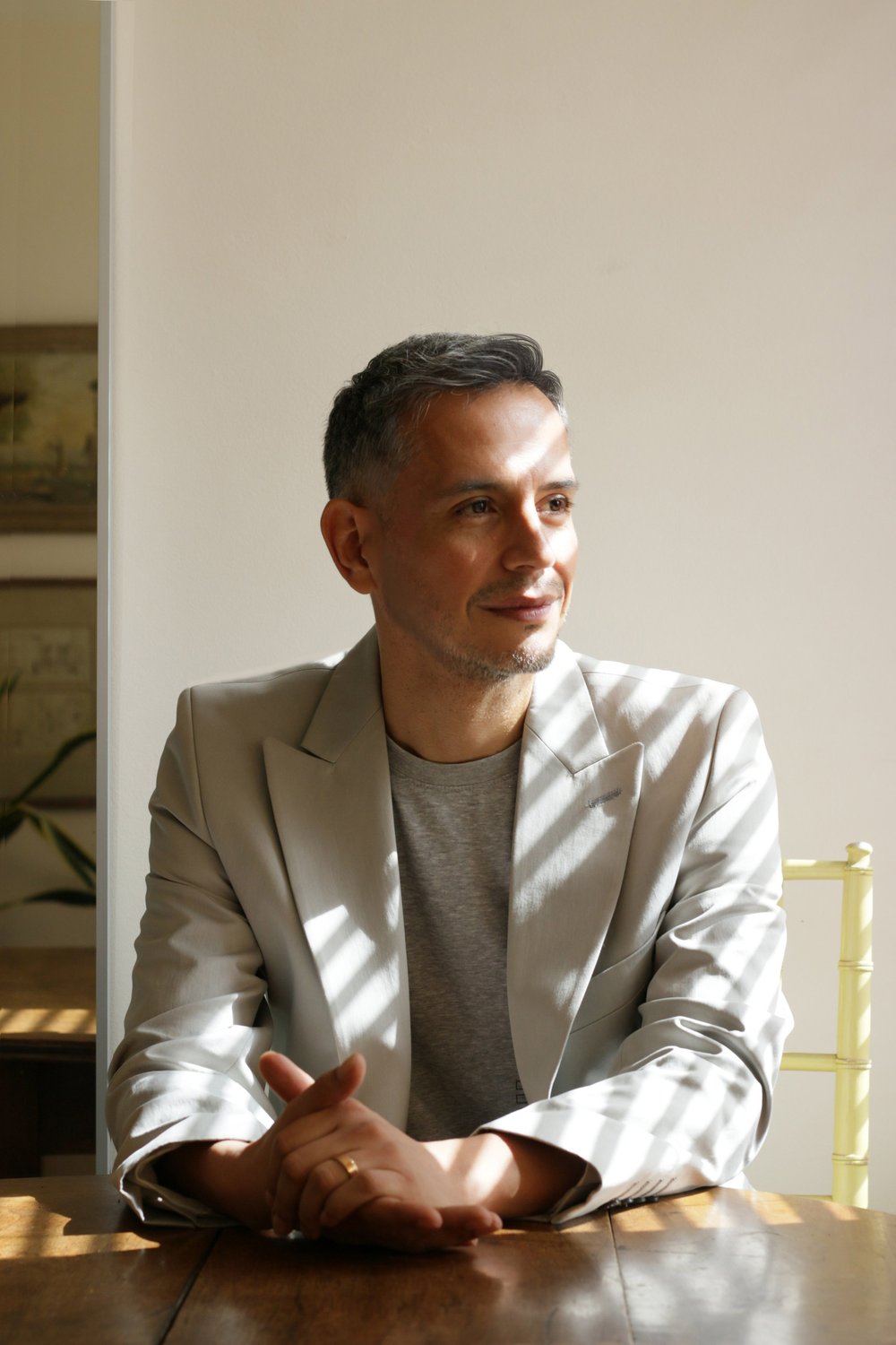 Adrian Valencia Illustrator