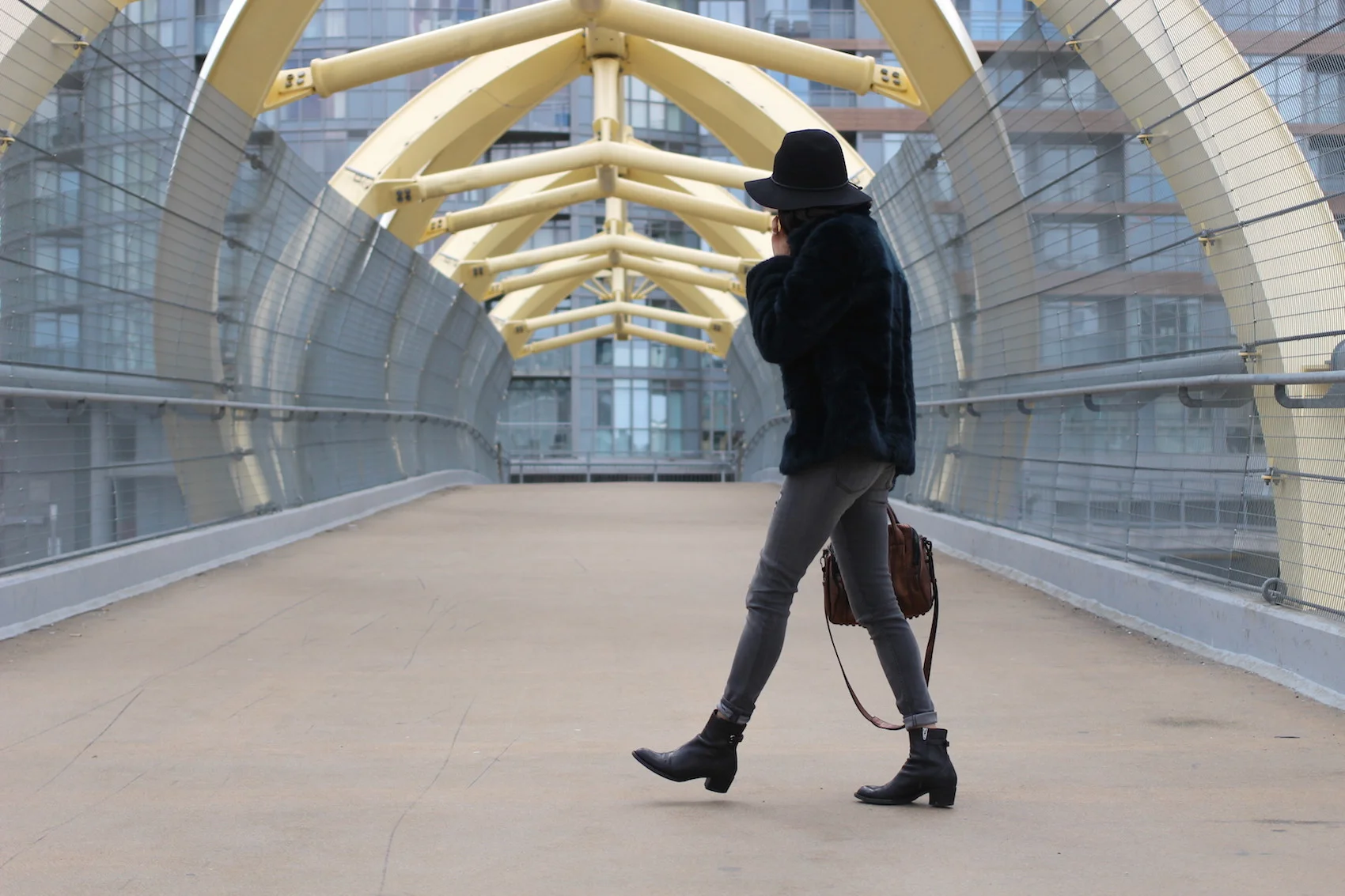 How to Style It: High End vs. Low End — WOAHSTYLE