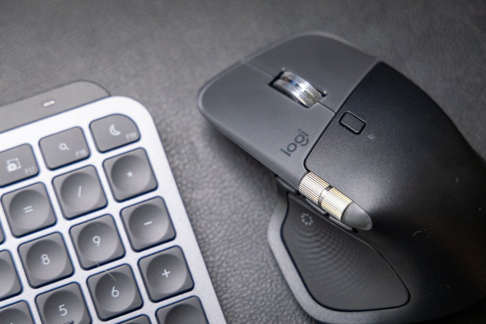 Logitech MX Master 4 Review | The Porsche 911 of Mice for Creatives