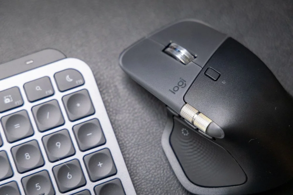 Logitech MX Master 4 Review | The Porsche 911 of Mice for Creatives
