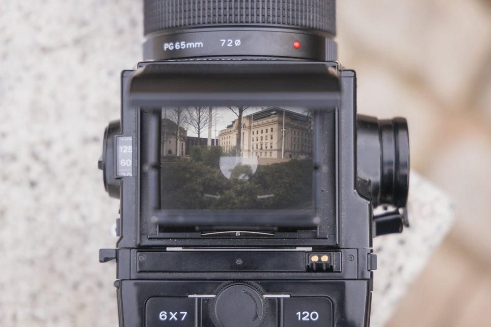 Bronica GS-1 - The Most Underrated Medium Format Camera Ever
