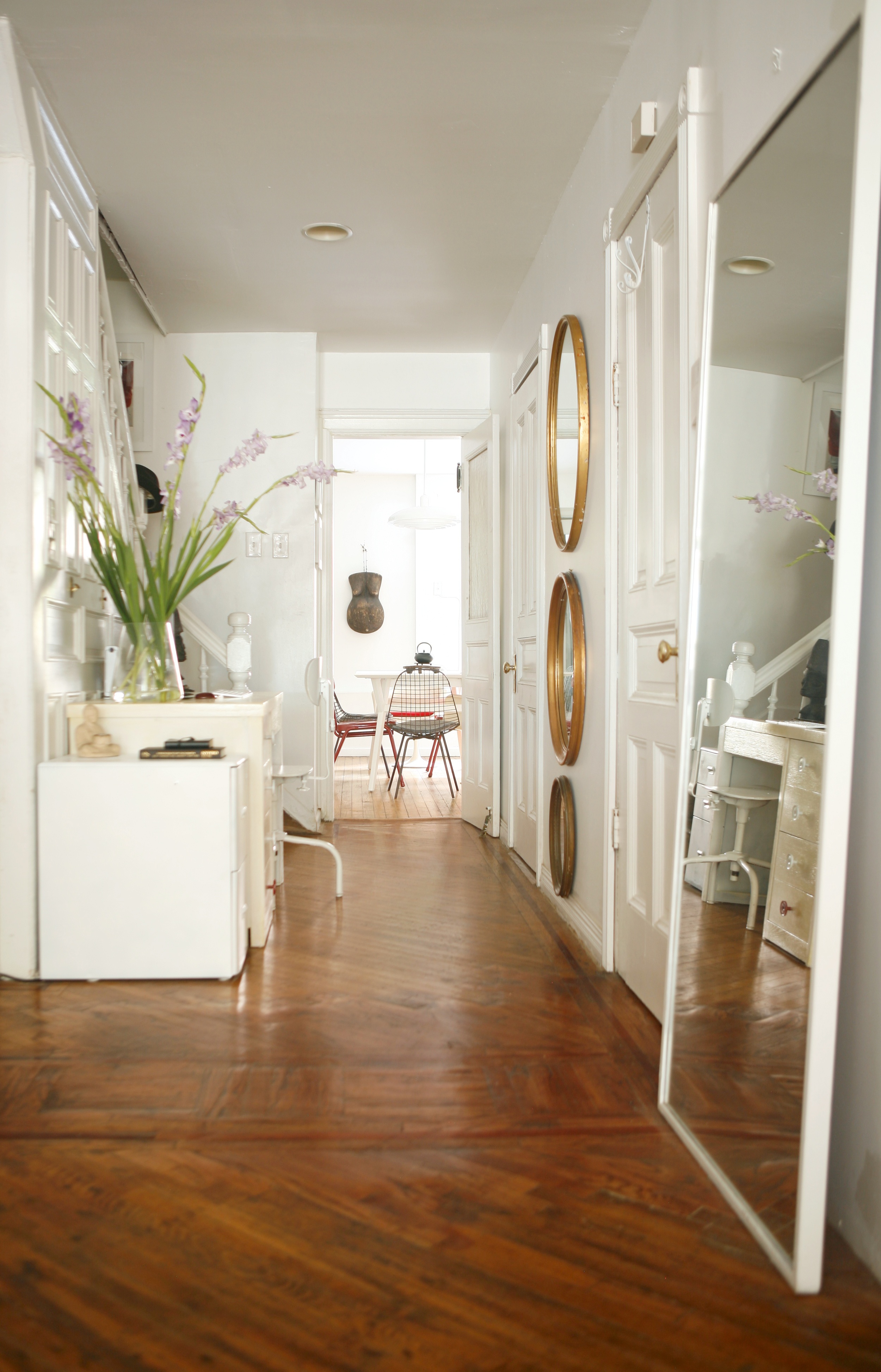 ARTISANAL, MINIMAL, TIMELESS LUXURY DESIGN