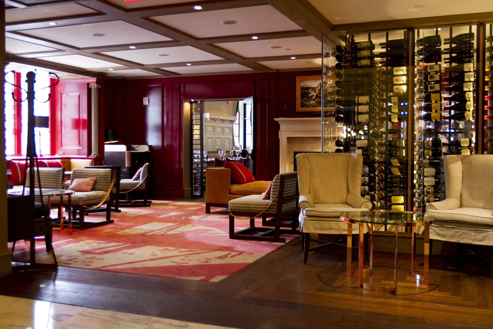 OAK Long Bar & Kitchen — Powerstrip Studio