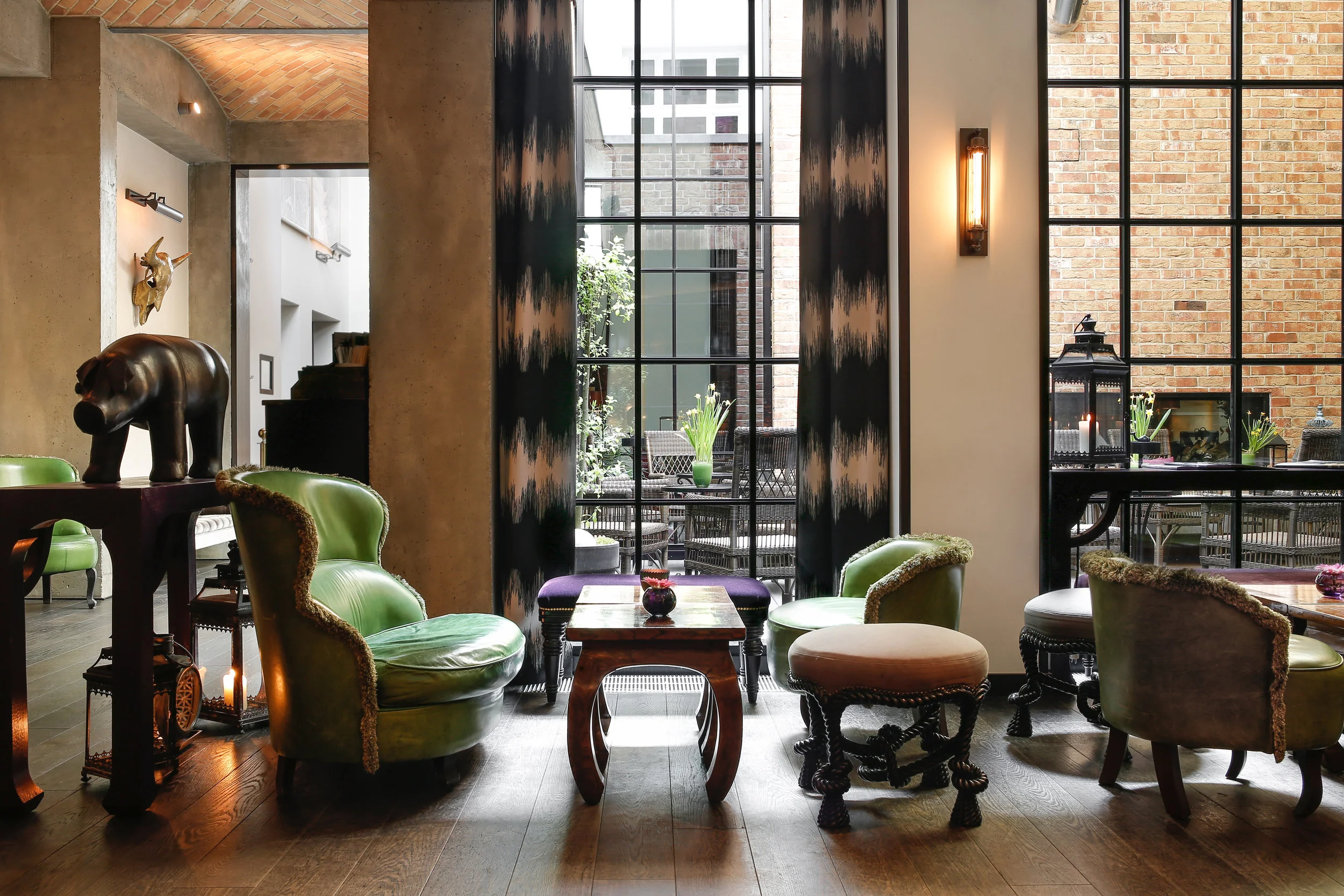 Hotel Zoo — Powerstrip Studio
