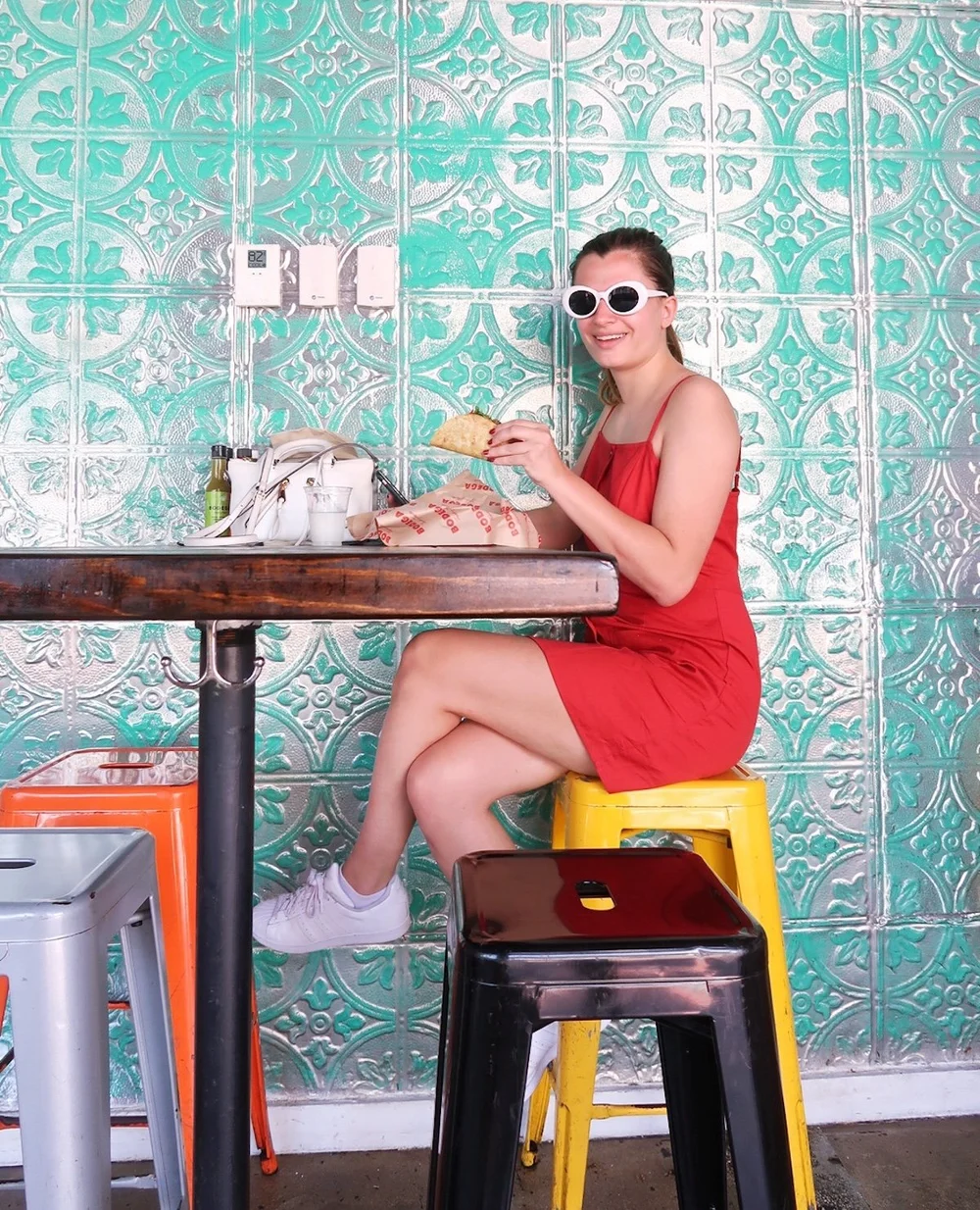 20 Sitting Poses To Try For Your Next Photo Shoot
