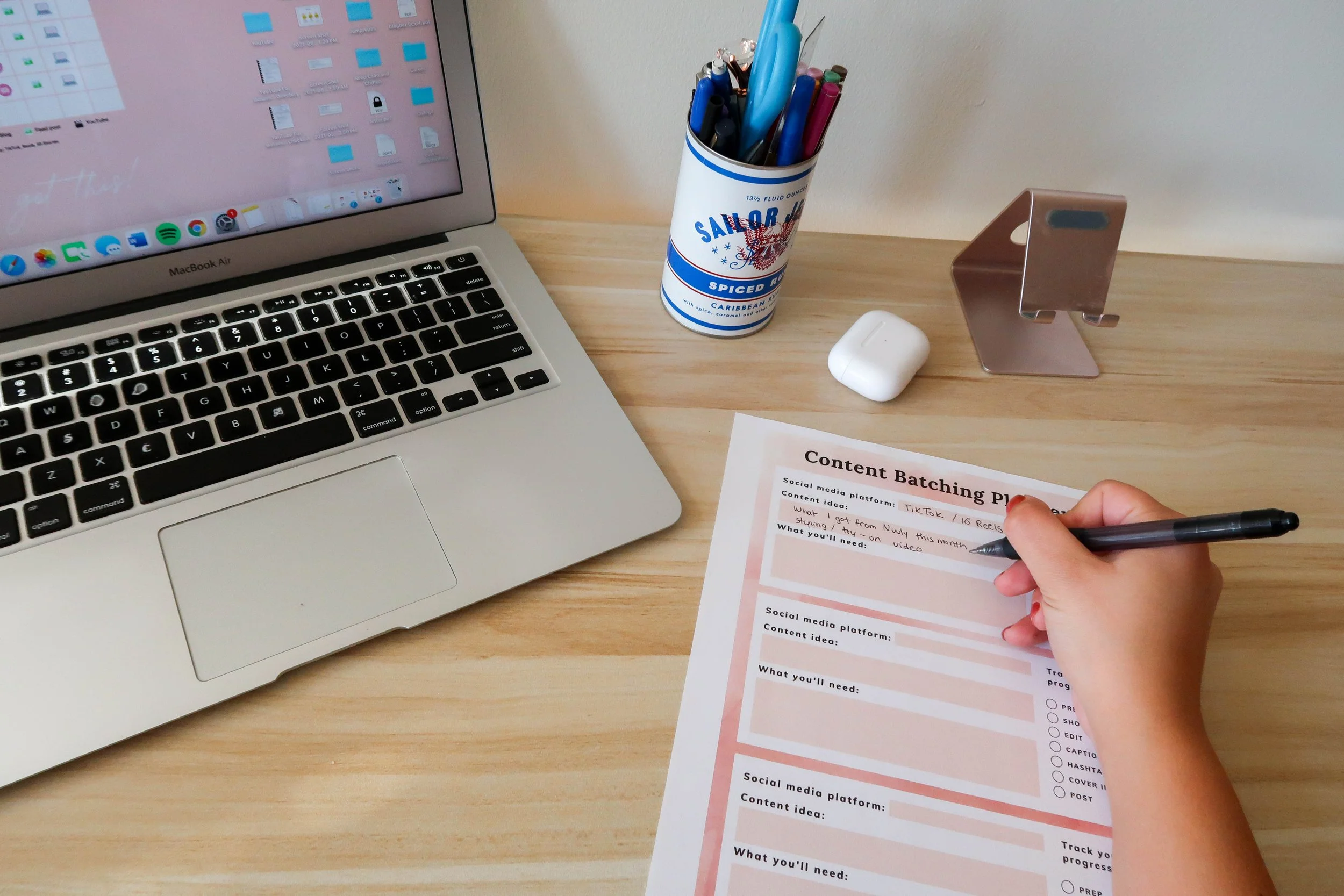 Content Batching For Social Media (My Template)