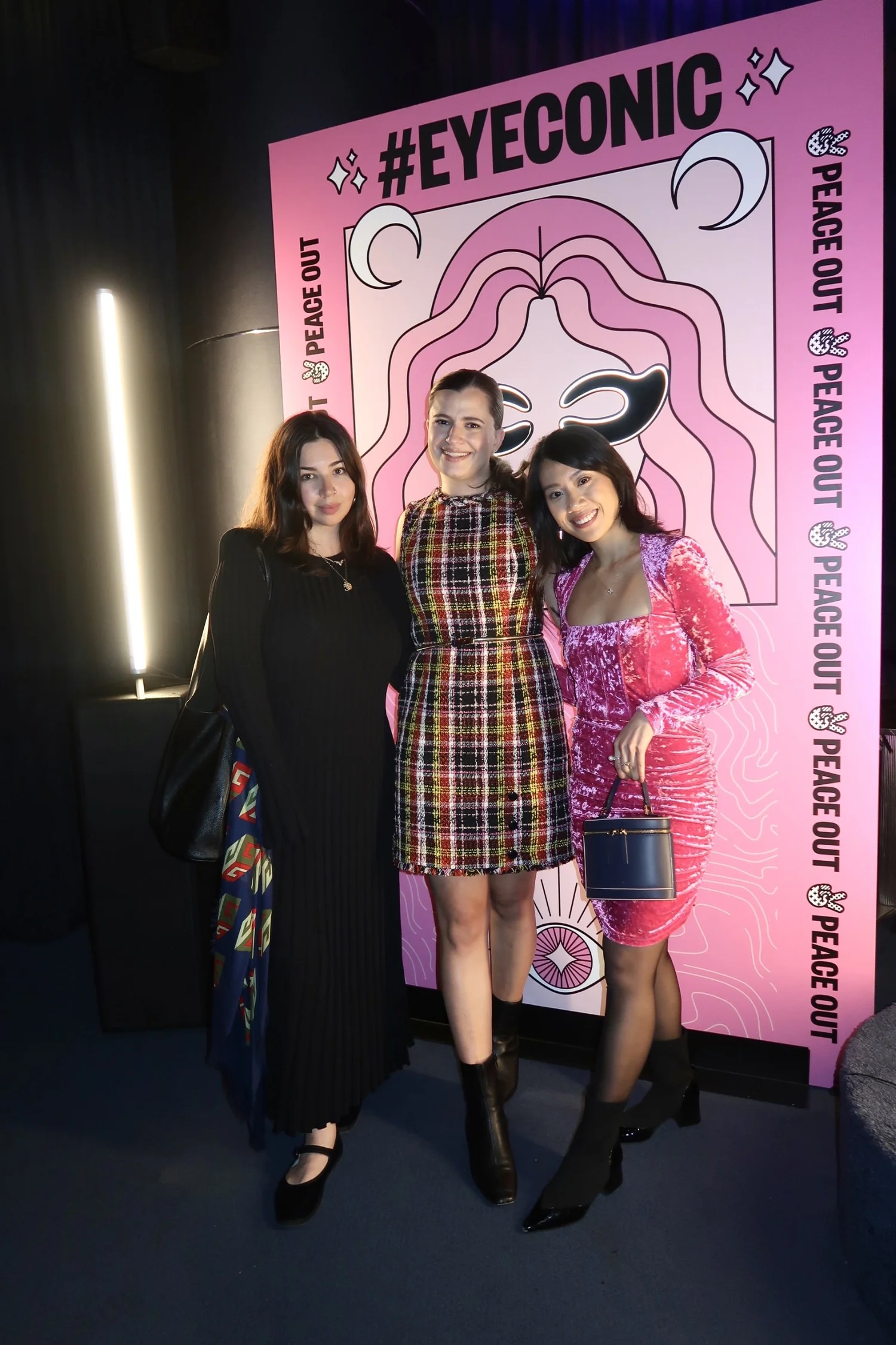How To Get Invited To Influencer Events