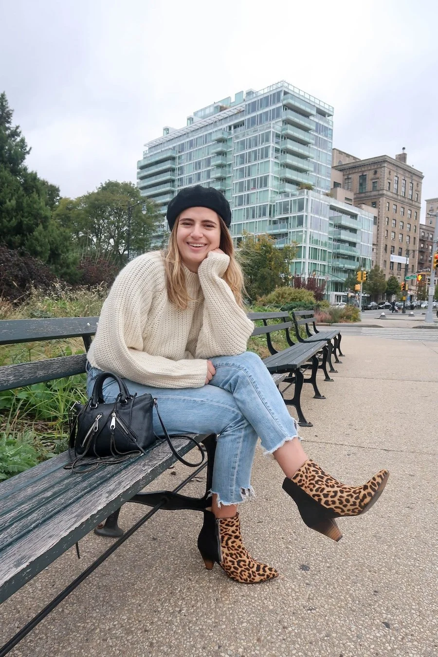 How To Style Light Wash Jeans 15 Ways