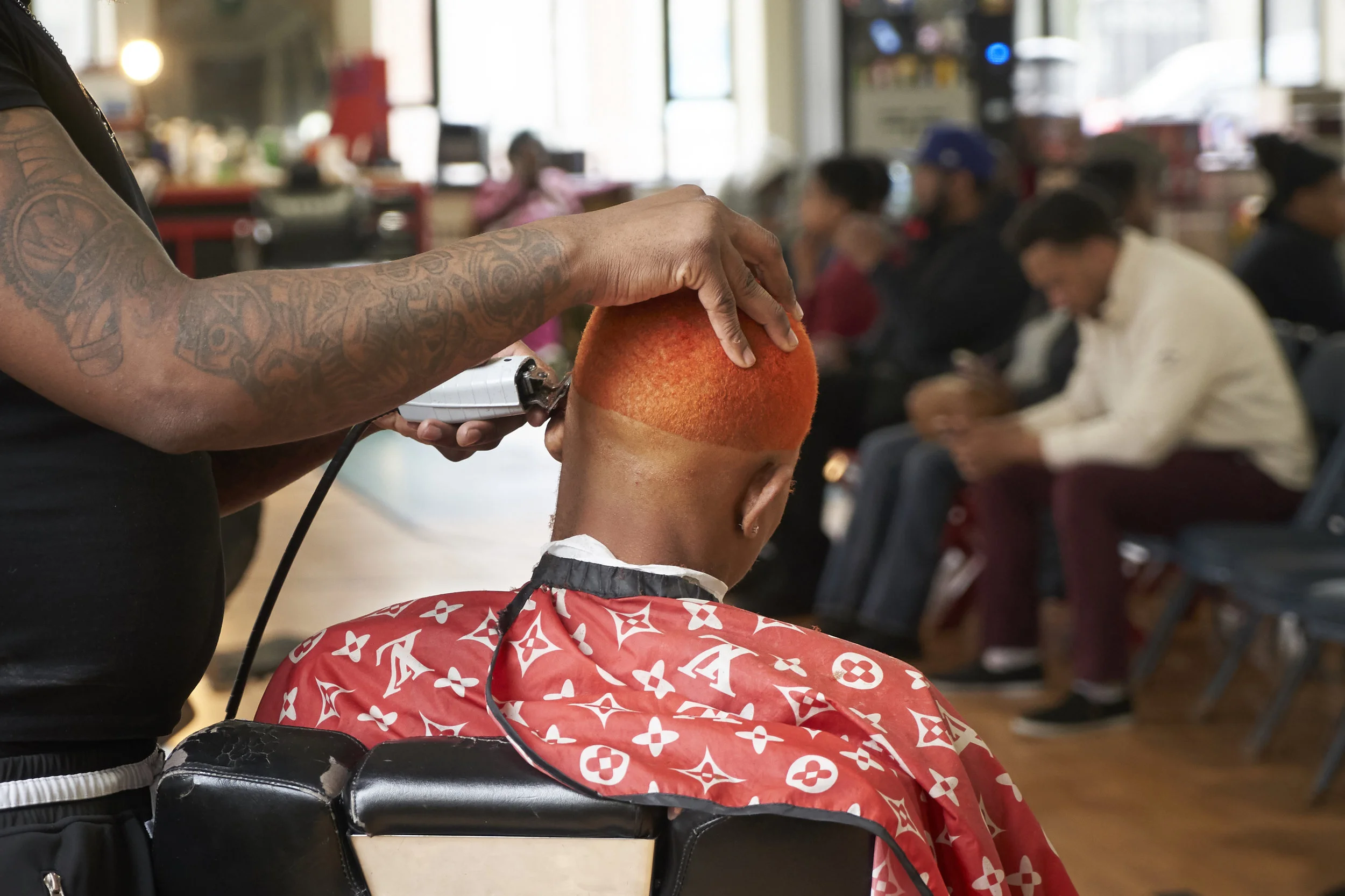 Bloodgood Foto — How Milwaukee Barber Shops Open Conversations for ...