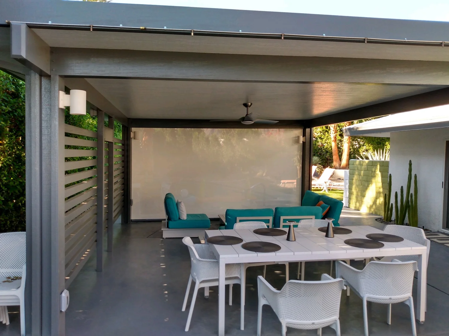 Here's all you need to know before starting your outdoor bar: — Valley ...