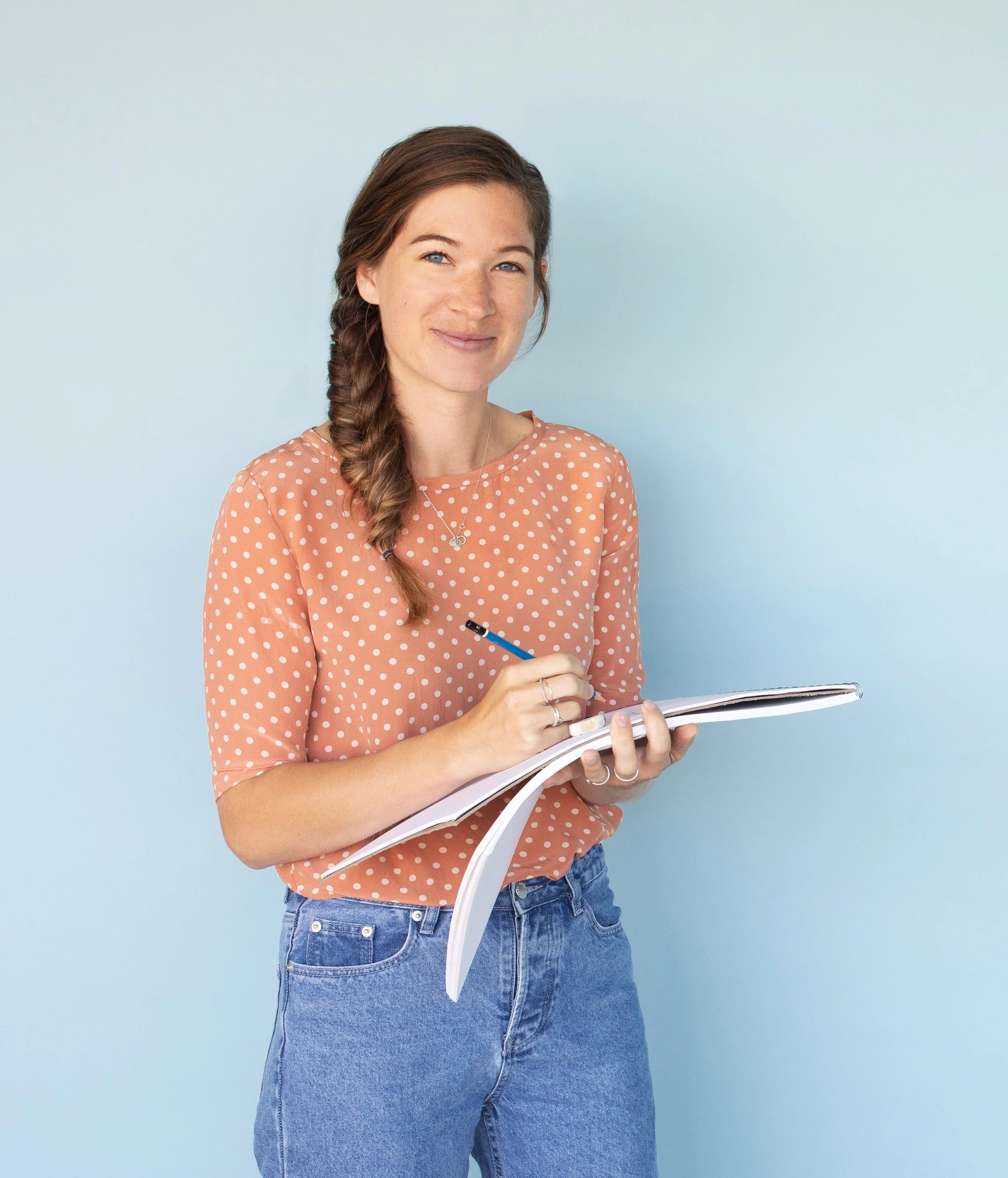 Unreal: Can you tell the fact from fake? by Kate Simpson | Good Reading