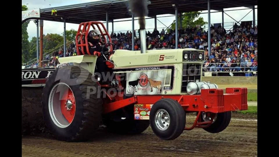Ih Pulling Tractors