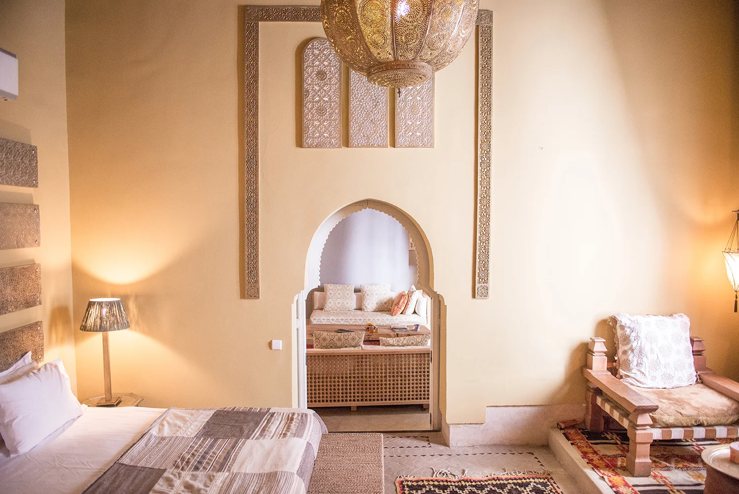 Ryad Dyor — The Perfect Hideaway