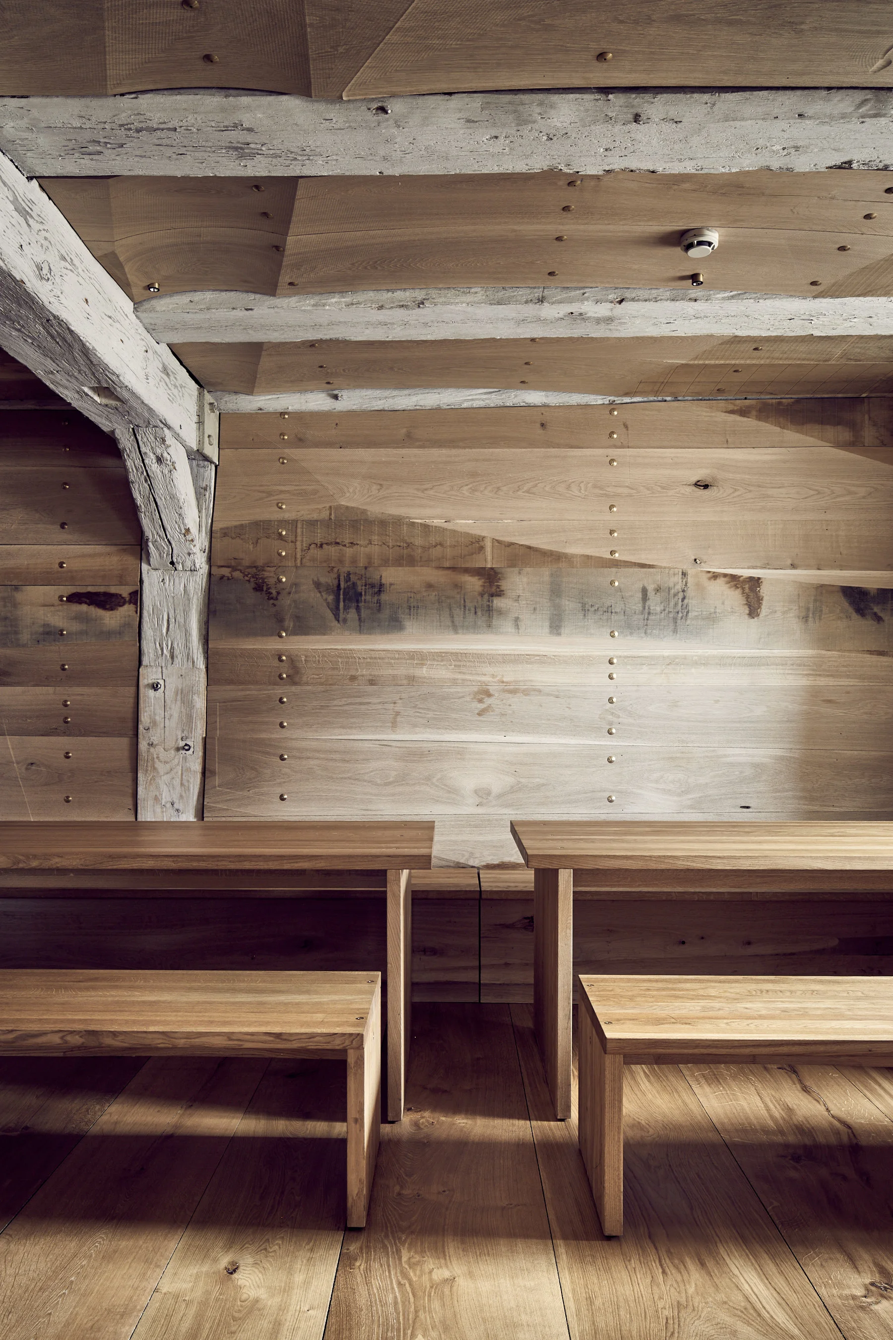 Restaurant Barr — MAGNUS OMME