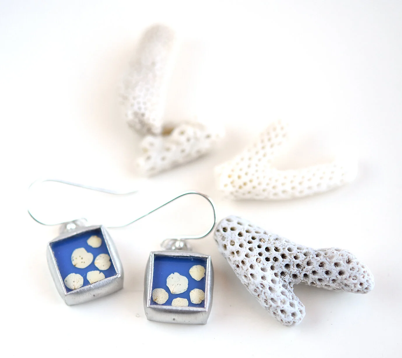 pressed flower jewelry|botanical jewelry