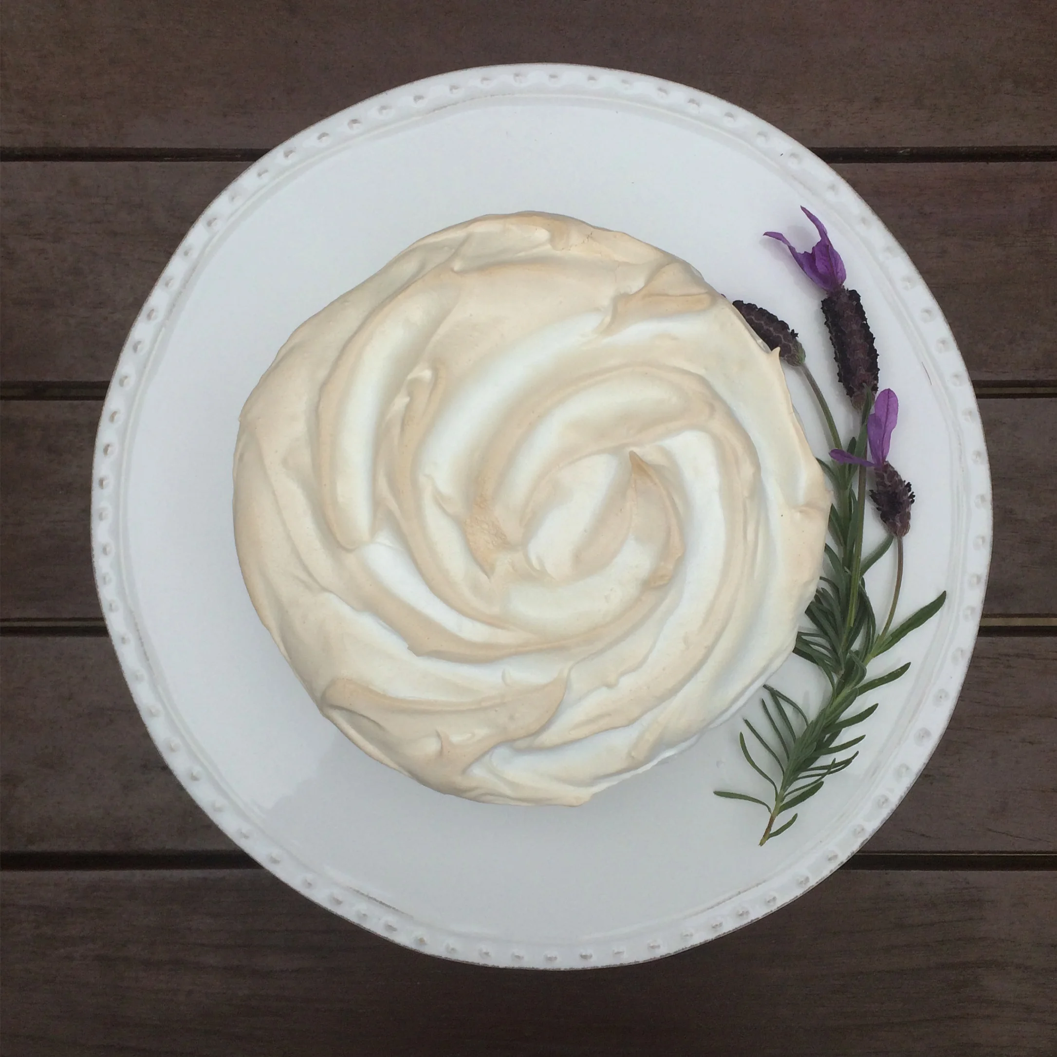 Milhojas (Thousand Layer Cake) — Sophie Likes Cake