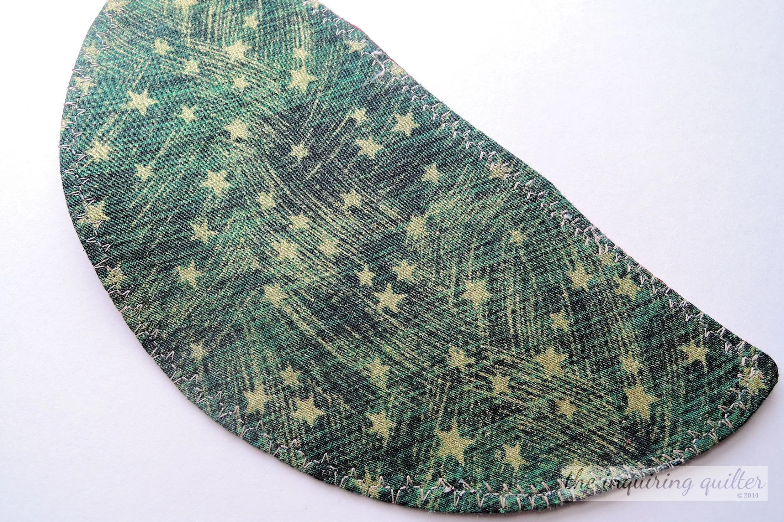 Folded Fabric Christmas Tree Ornament — The Inquiring Quilter