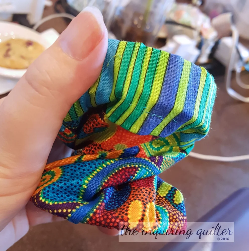 Popup Thread Catcher Demo — The Inquiring Quilter