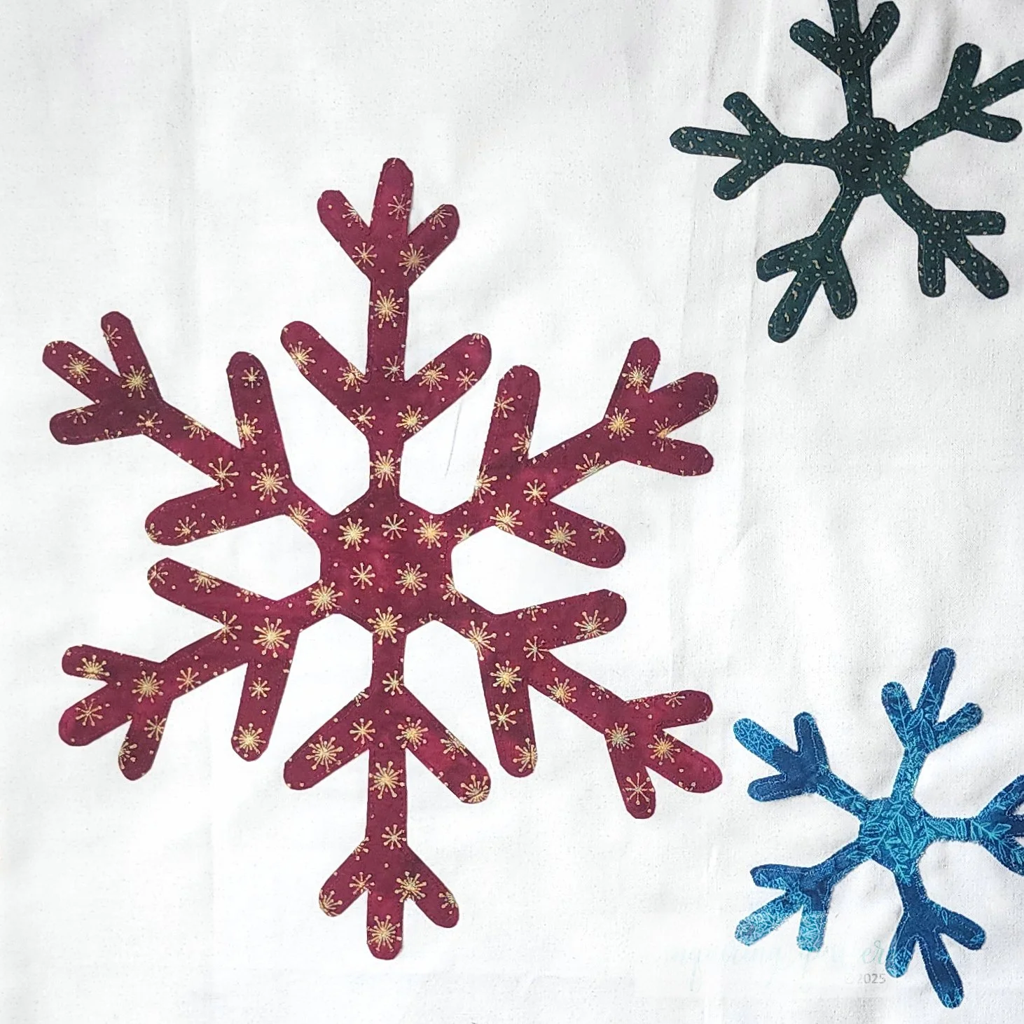 Snow - PDF Pattern — The Inquiring Quilter