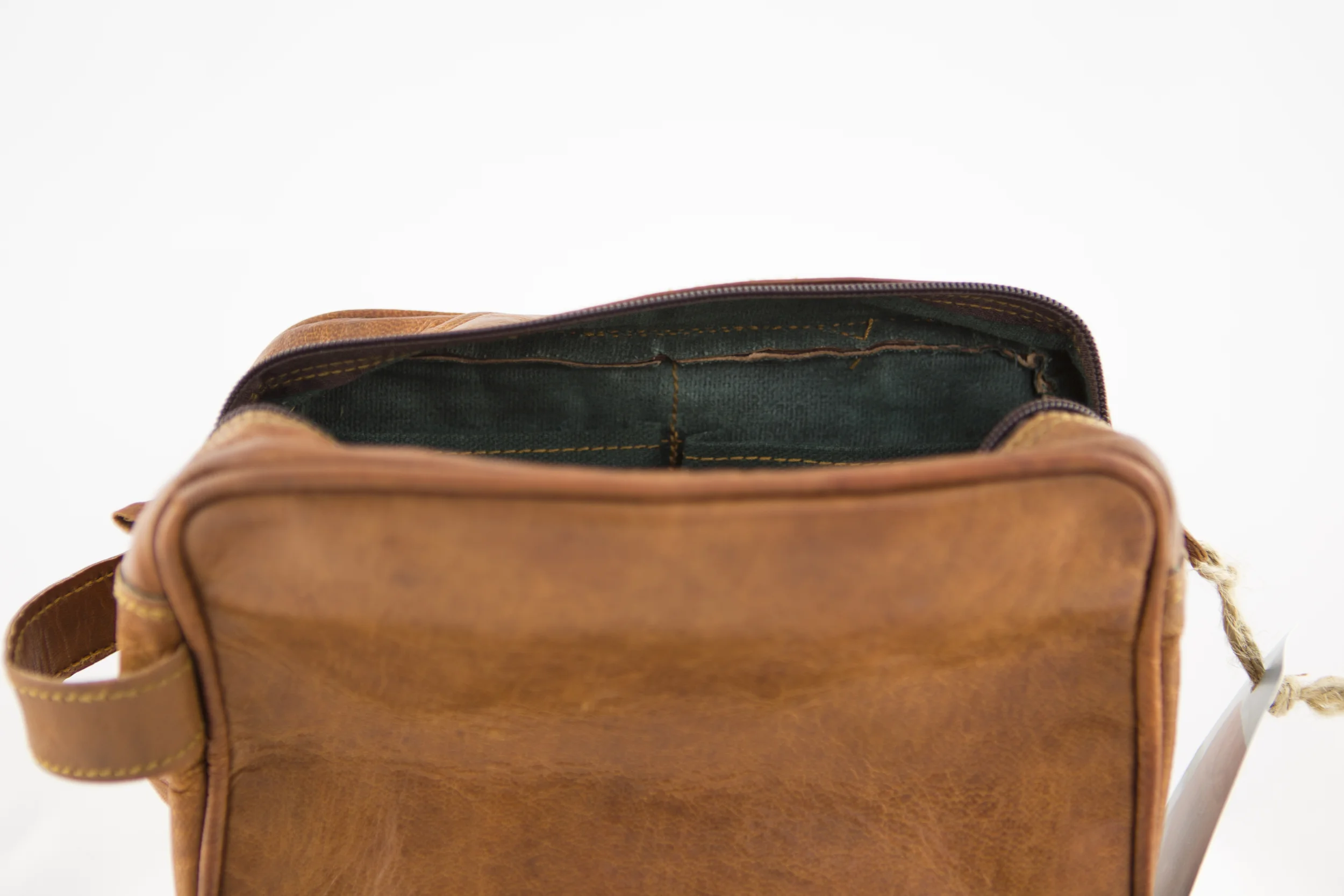 Custom Leather Dopp Kit — WINDY CITY BEARDS