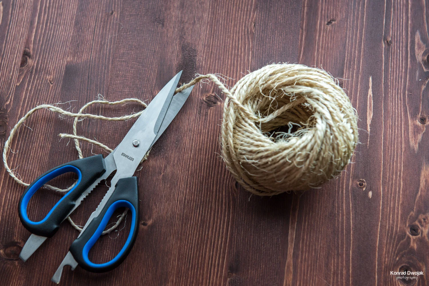 (Almost) Free DIY Photo Rope — Konrad Dwojak - Product Photographer ...