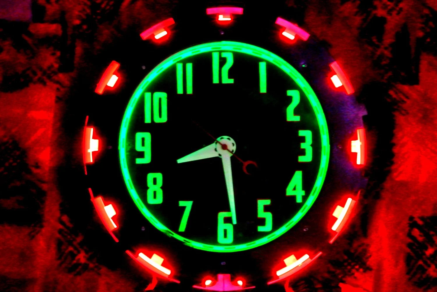 Commercial — Barton Neon Magic