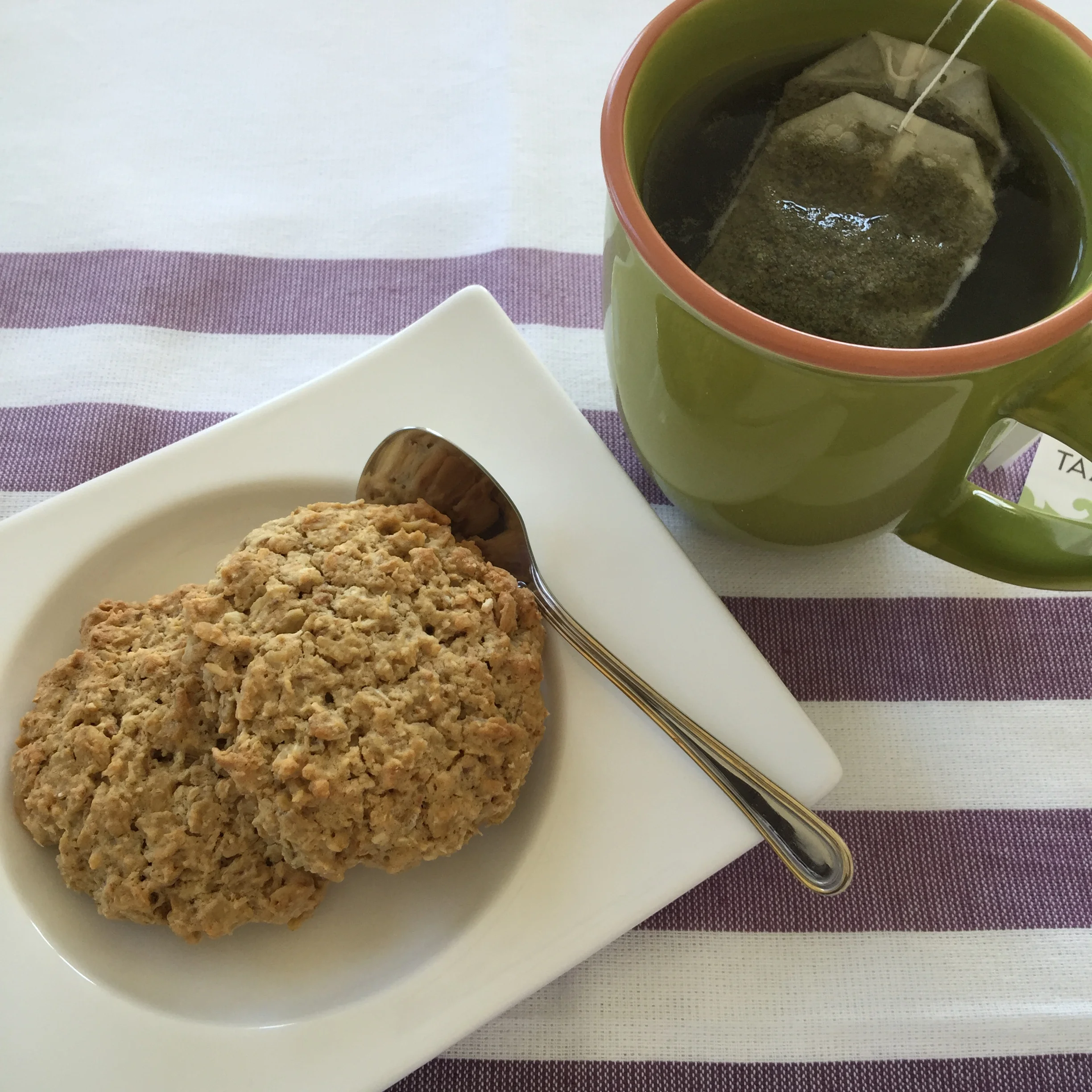 Recipe: Gluten Free Coconut Oatmeal Cookies — Belle en Noir by Bronte