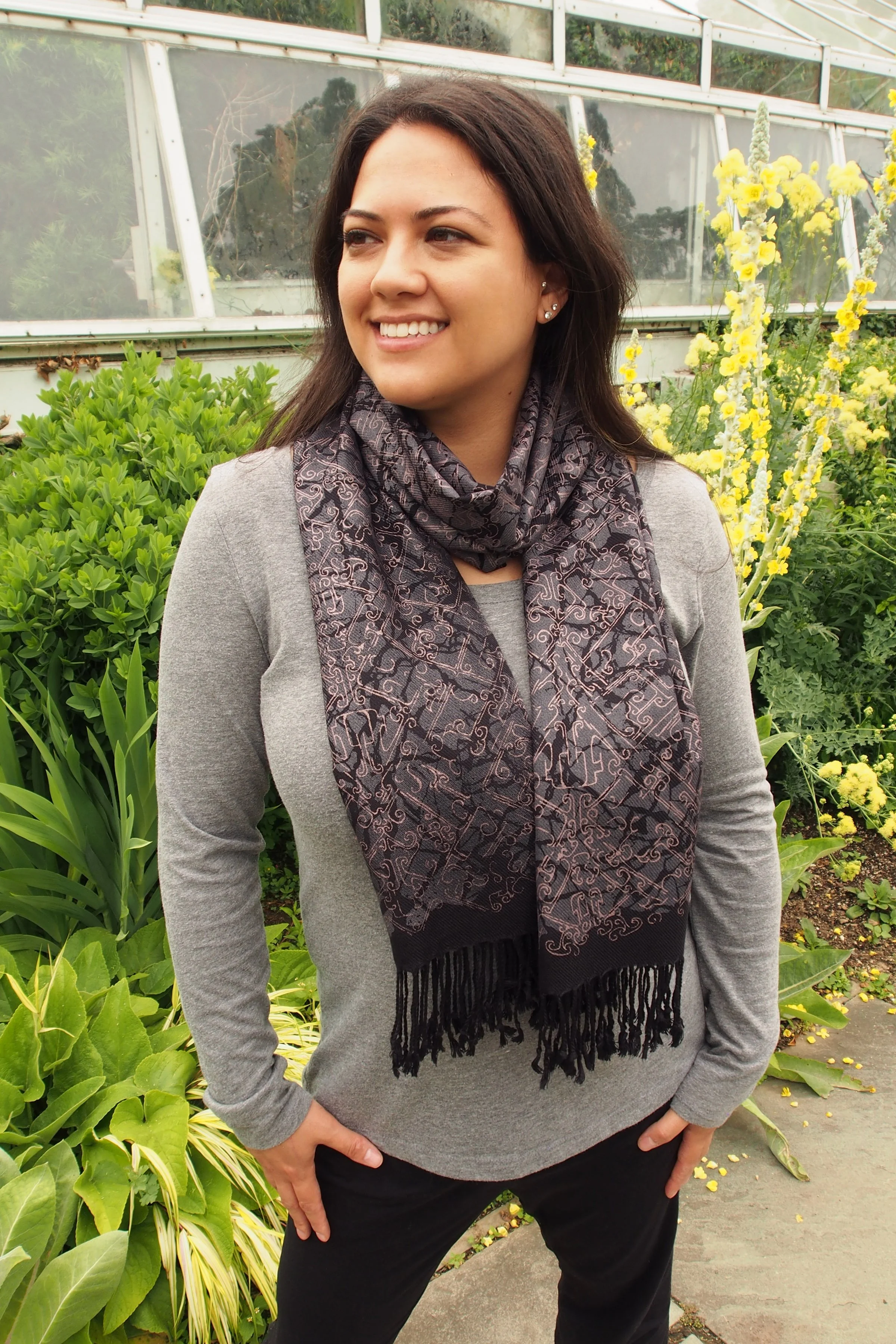 HAN FANG SCARF — Tweedles
