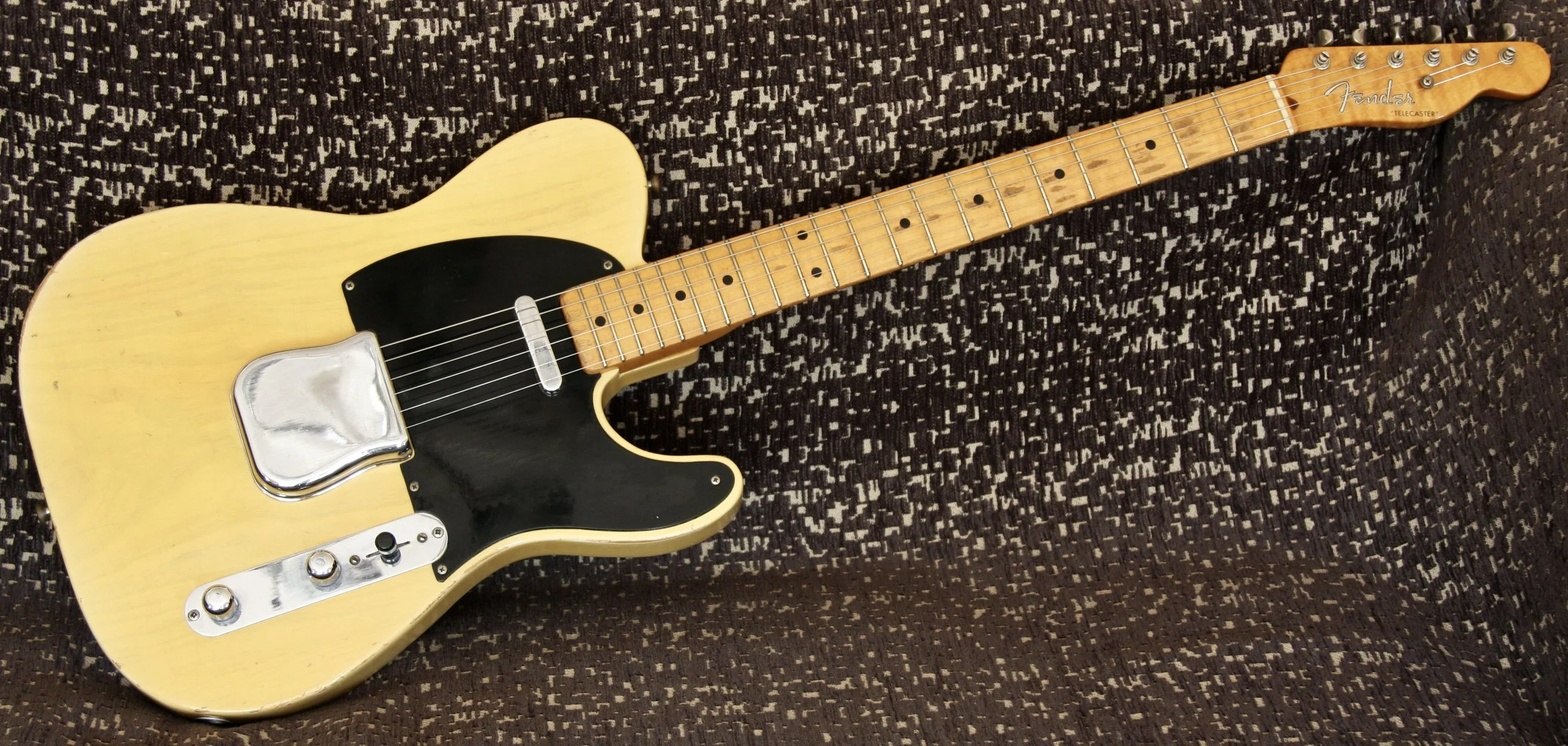 Sold - 1952 Fender Telecaster — Guncotton Guitars