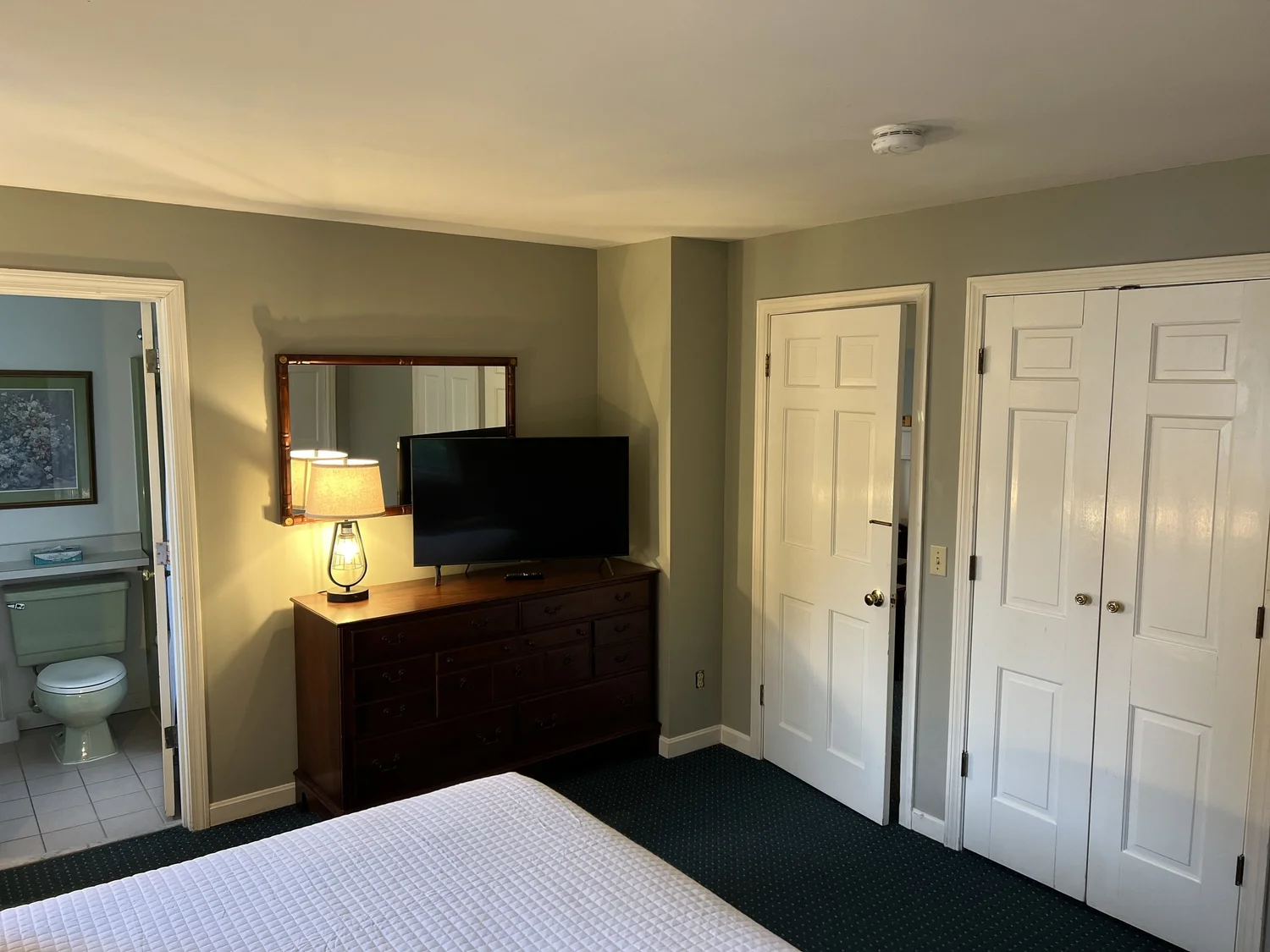 Chalet House — Stowe Motel & Snowdrift