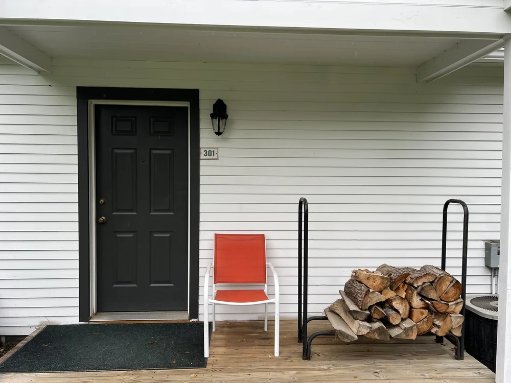 Fireplace Suite — Stowe Motel & Snowdrift