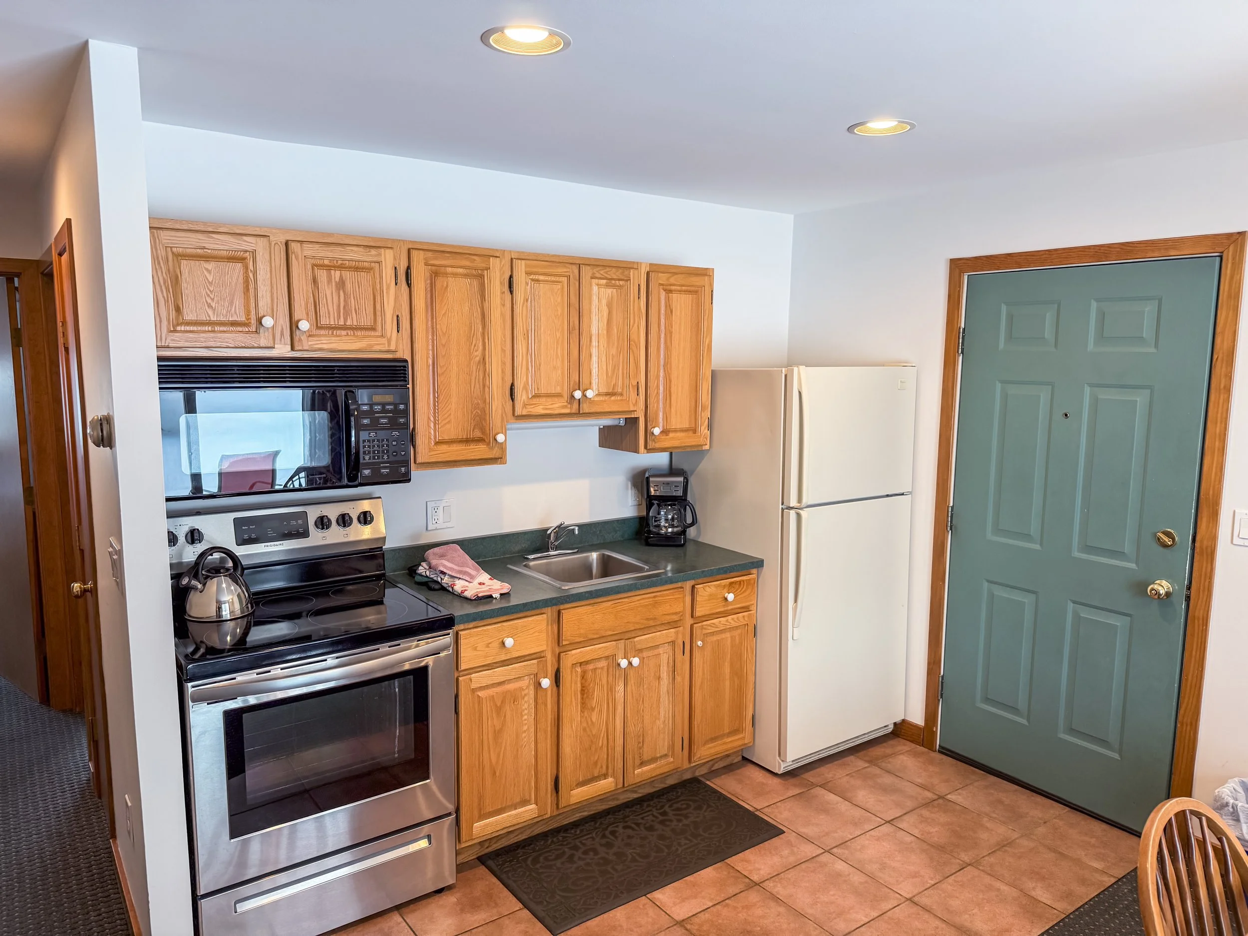 Fireplace Suite — Stowe Motel & Snowdrift