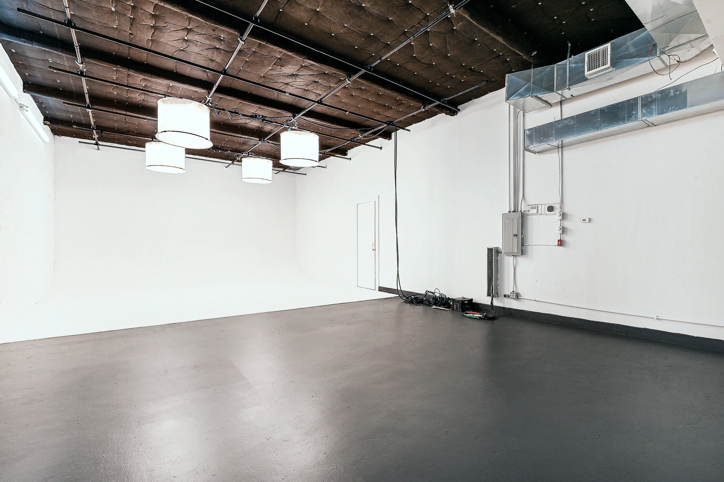 Soundstage Studios 7-9 | Level 2 QPF Cycloramas | Soundstage, Photo ...