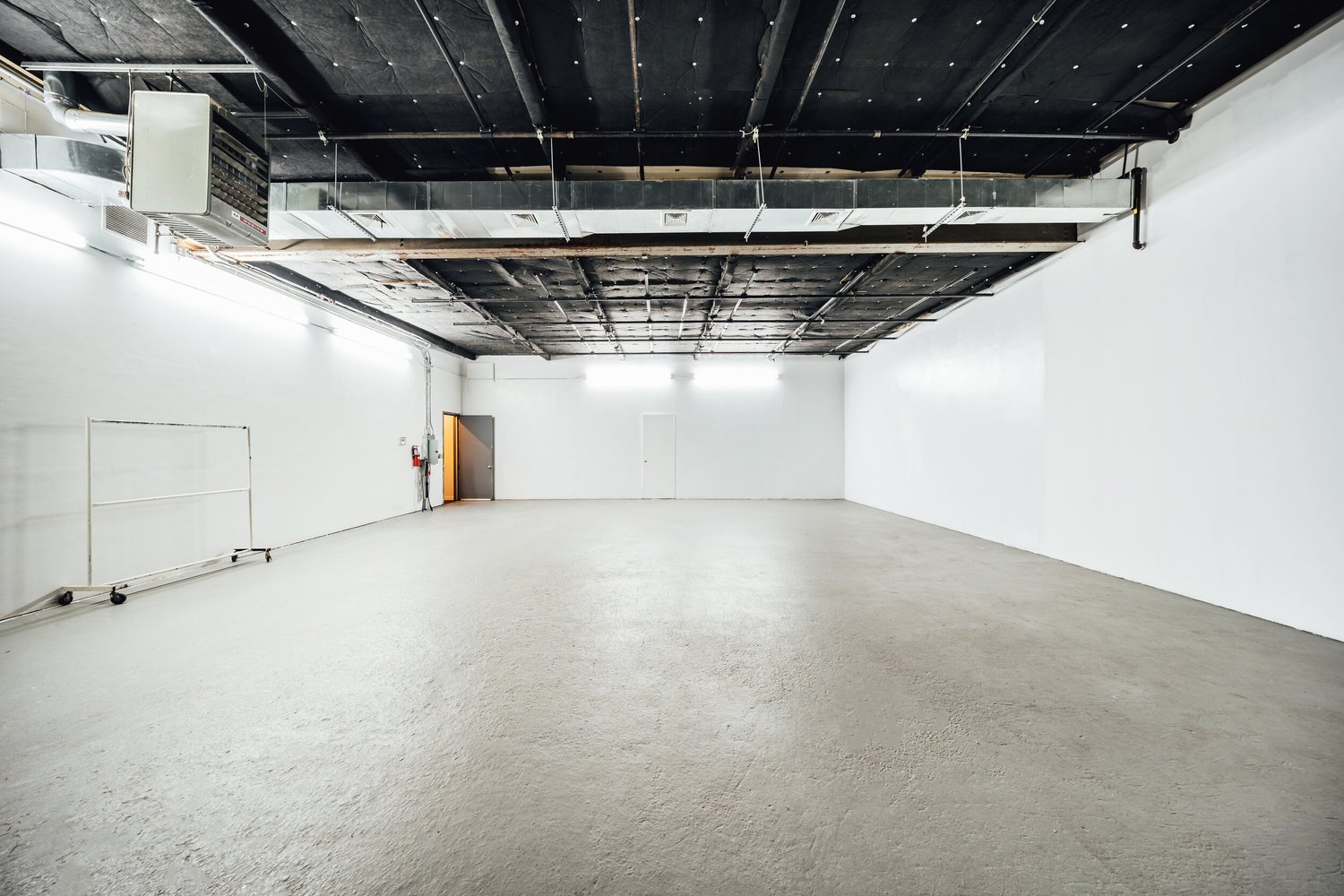 Drive in Sound Stage & Studio Brooklyn, NYC | Drive in CYC — Be ...