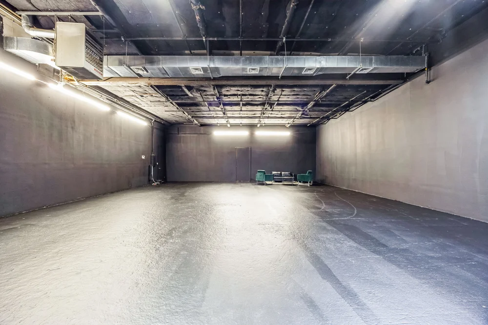 Soundstage Rental Brooklyn | Cyclorama Studio NYC | Cyc Wall ...