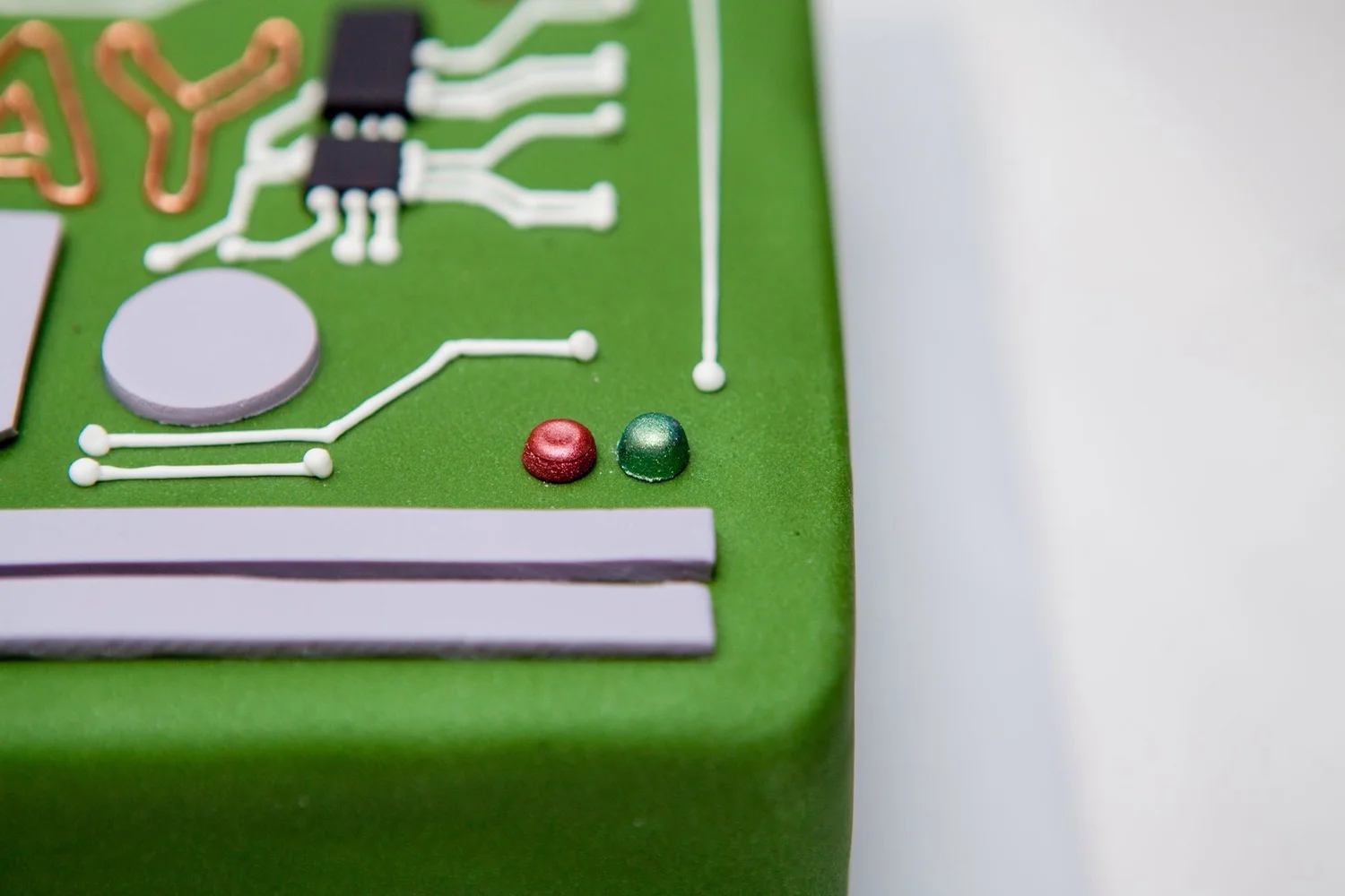 Computer Motherboard Cake — Eat Cake Be Merry
