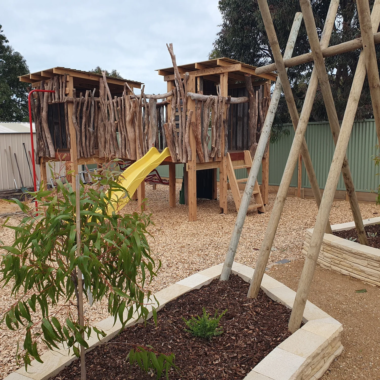 Natural Play Spaces — Plan, Build & Enjoy