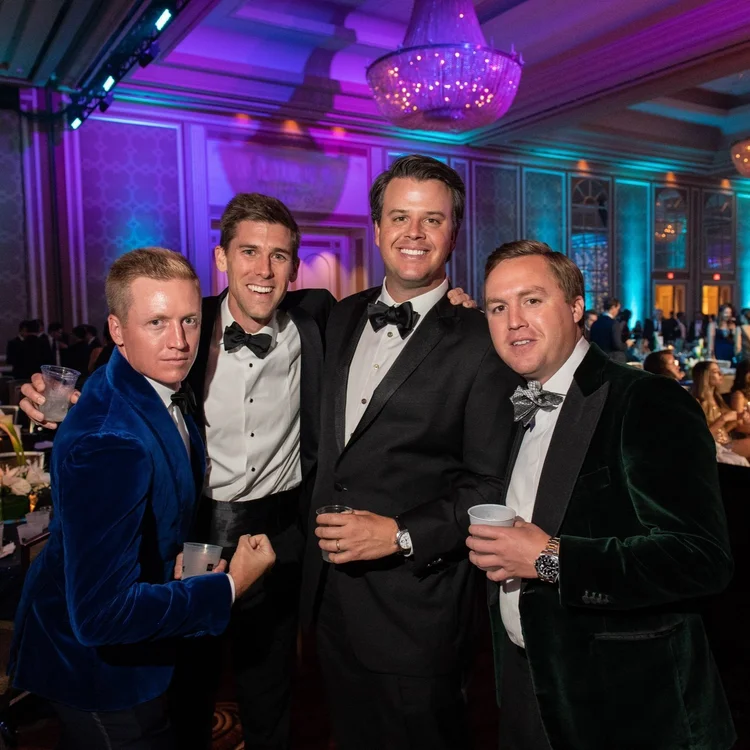 The Photo Bus DFW - A Mobile Photo Booth in a Vintage VW Bus, GIF ...