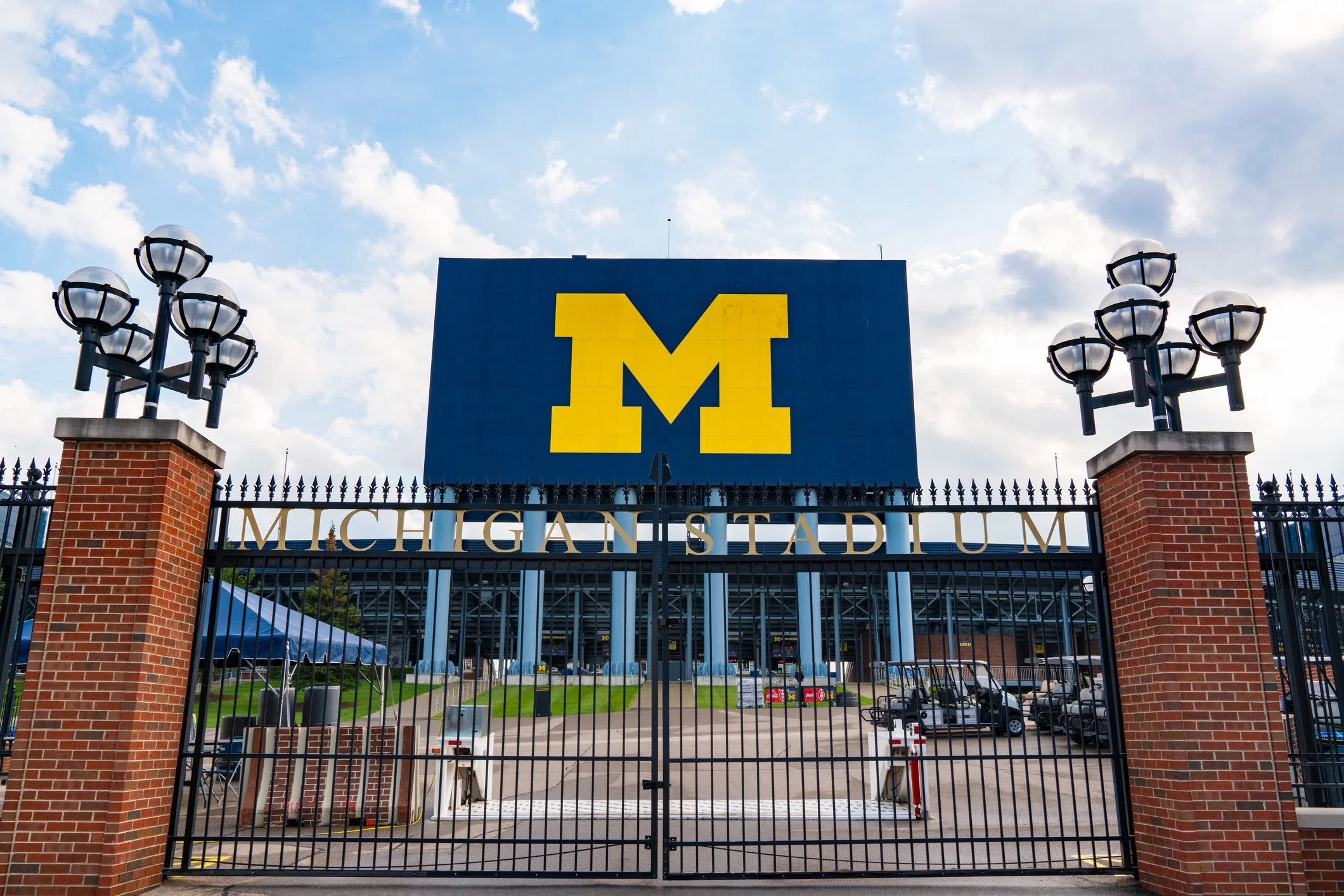 University of Michigan's New Binding Early Decision Application Plan ...