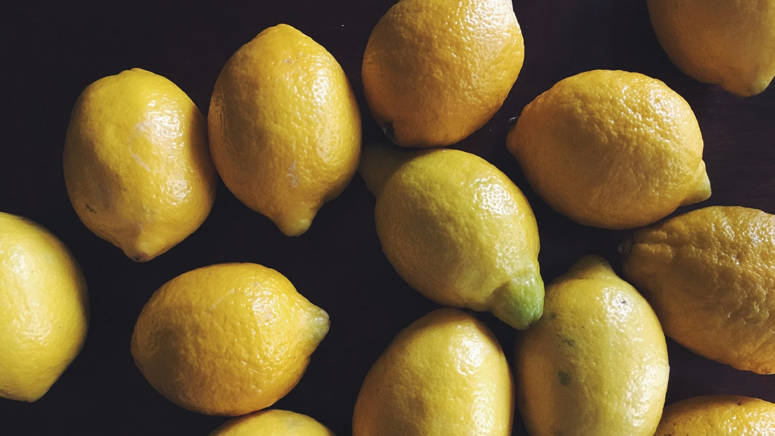 make your own lemon shake-ups — SNAPPY CASUAL