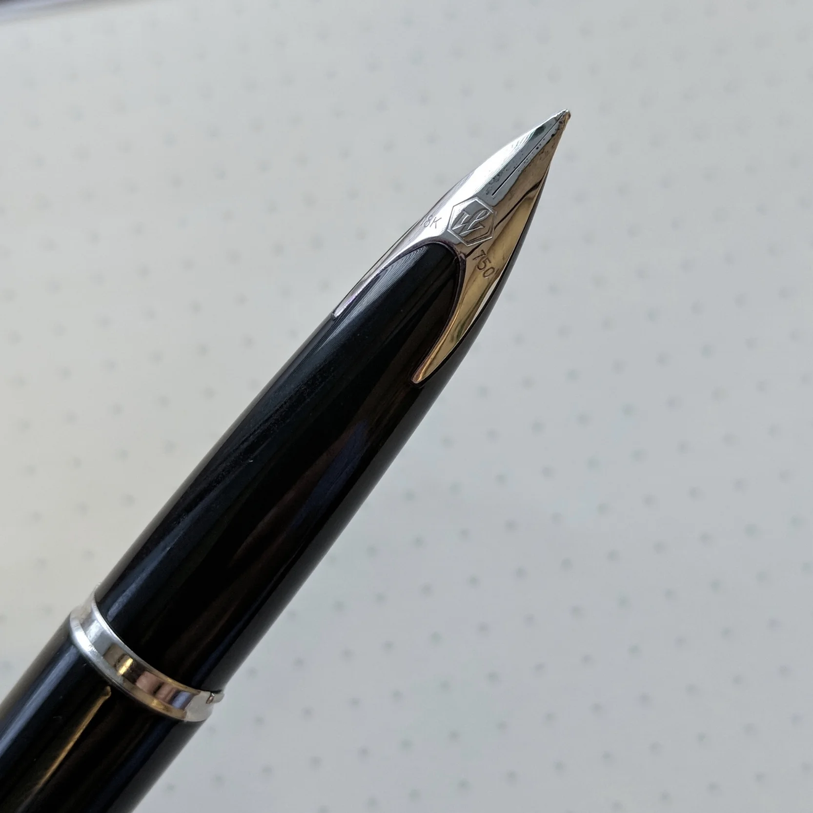 Pen Review: The Waterman Carène — The Gentleman Stationer
