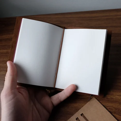 Traveler's Notebook Tutorial: How to Connect Multiple Refills and ...